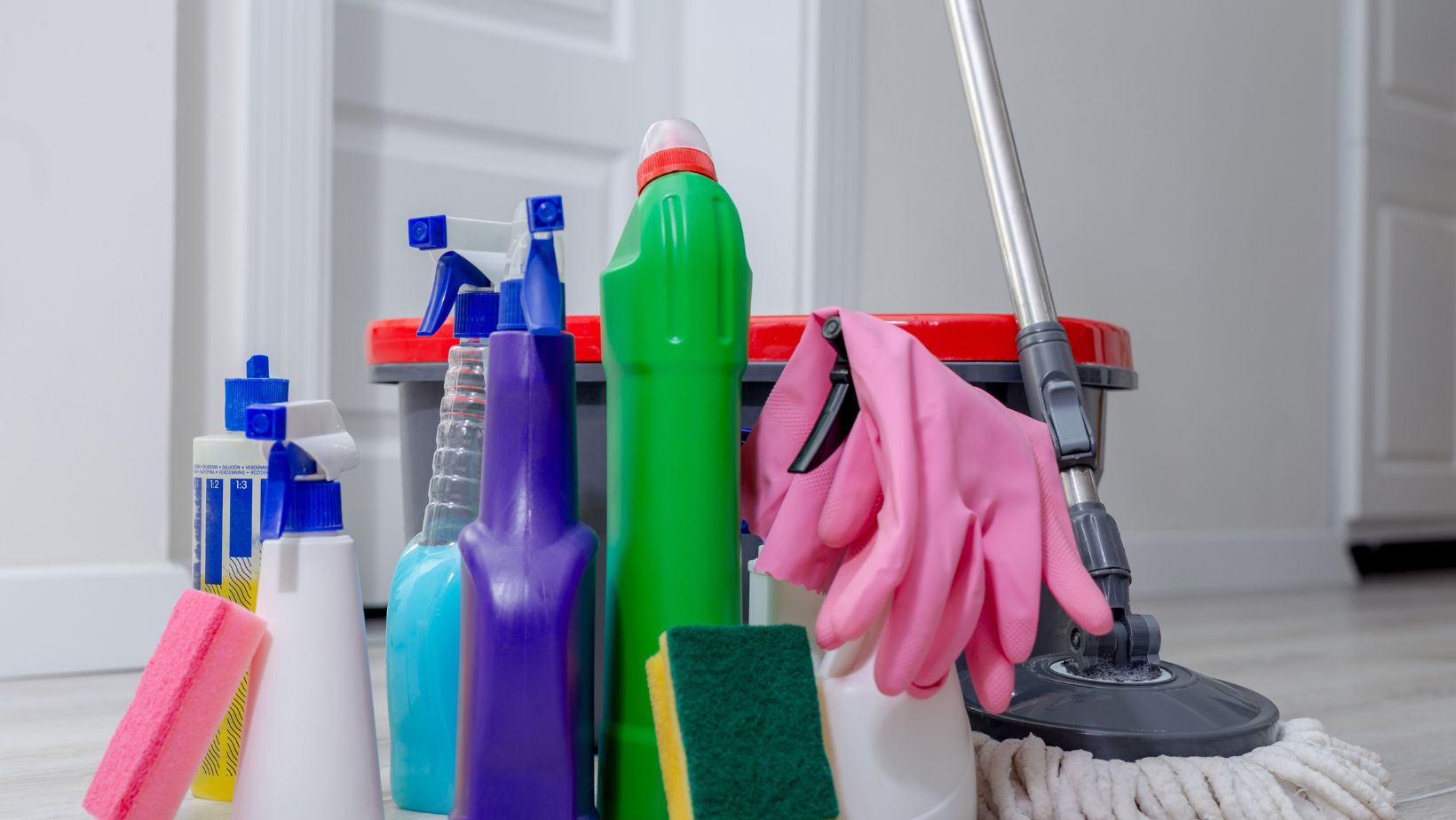 3 Tips on How to Choose The Ultimate Home Cleaning Products - Decorator ...