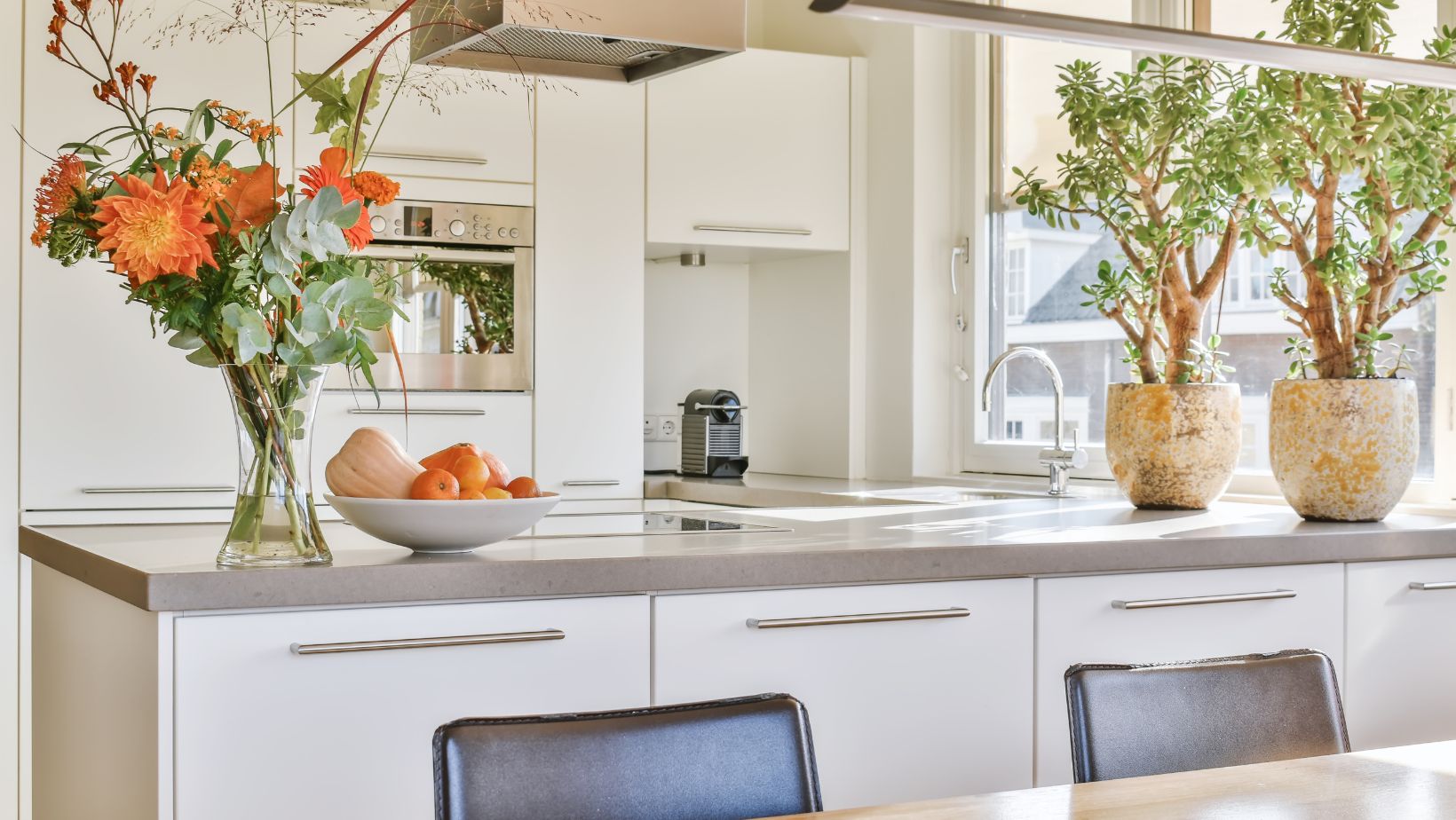 Modern Solutions for Zoning Space in the Interior - Decorator Advice